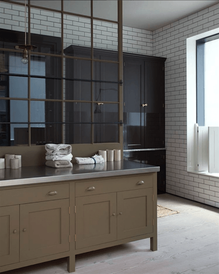 Breathtakingly Beautiful Classic Kitchens That Are Not White - Laurel Home