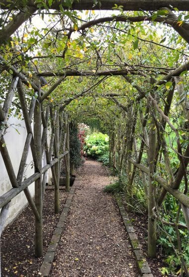 The Secret English Gardens and I Mean Secret! - Laurel Home