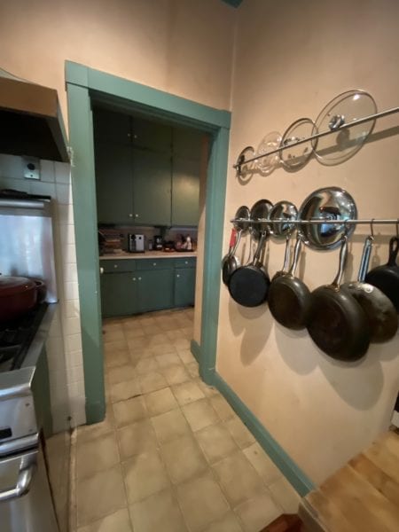 F&B Calke Green + An Iconic Wallpaper = Kitchen Heaven! - Laurel Home