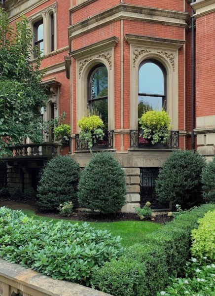 Boston Marathon 2021 + Back Bay Houses Early Fall - Laurel Home