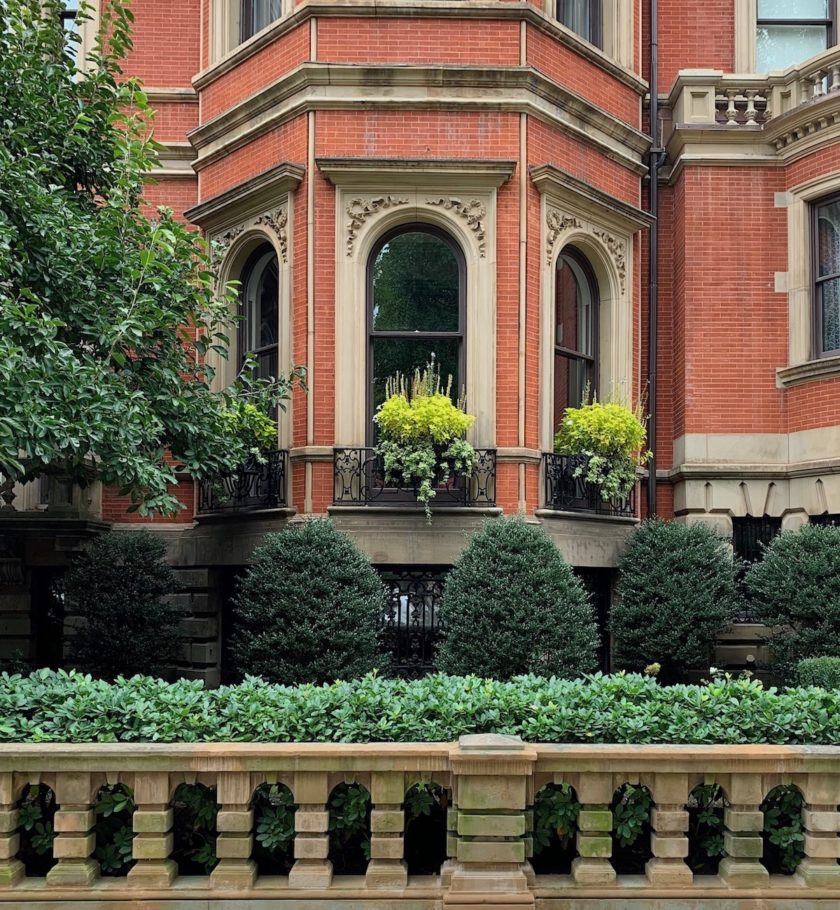 Boston Marathon 2021 + Back Bay Houses Early Fall - Laurel Home