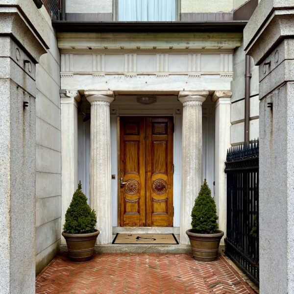 The Frieze - One of Architecture's Hottest Elements - Laurel Home